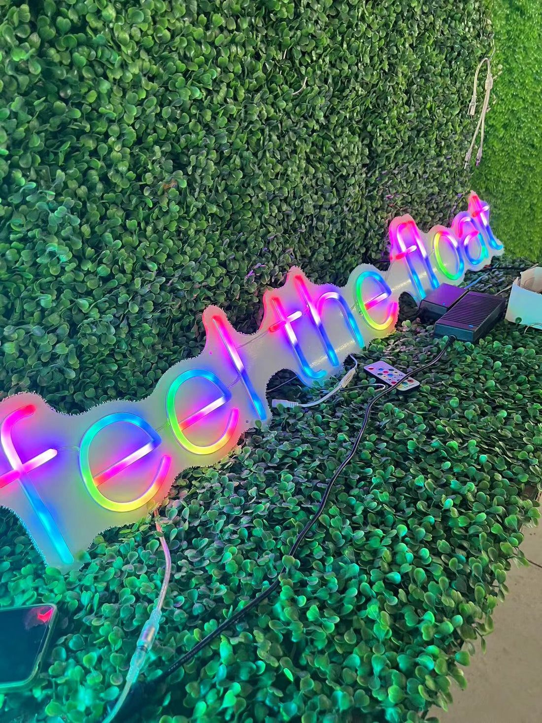 Wholesale LEDs - Buy Bulk LED Light Strips, Neon LEDs, Stage Lights