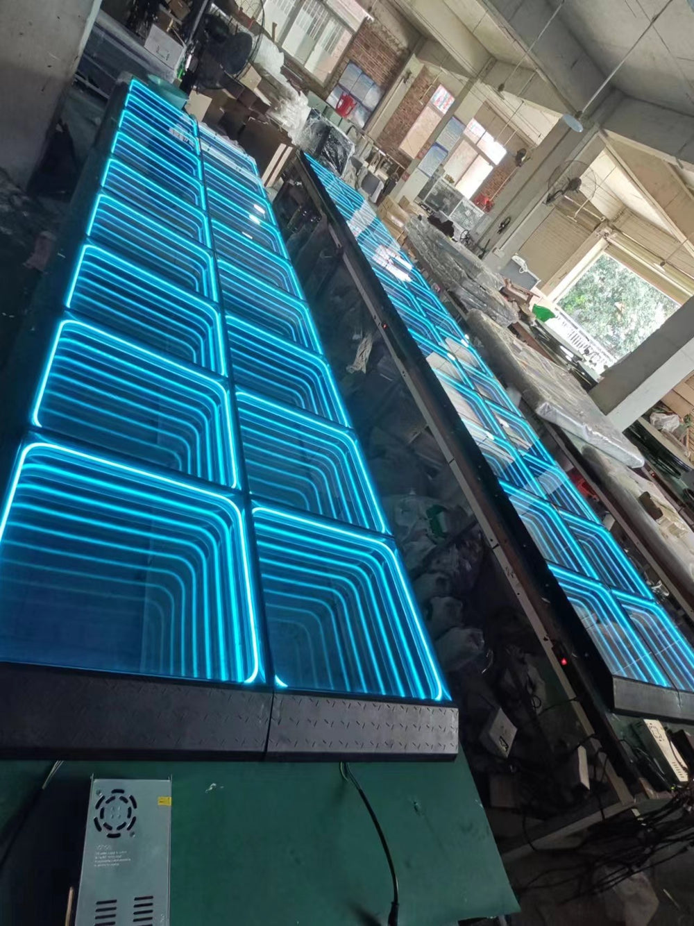 Wholesale LEDs - Buy Bulk LED Light Strips, Neon LEDs, Stage Lights